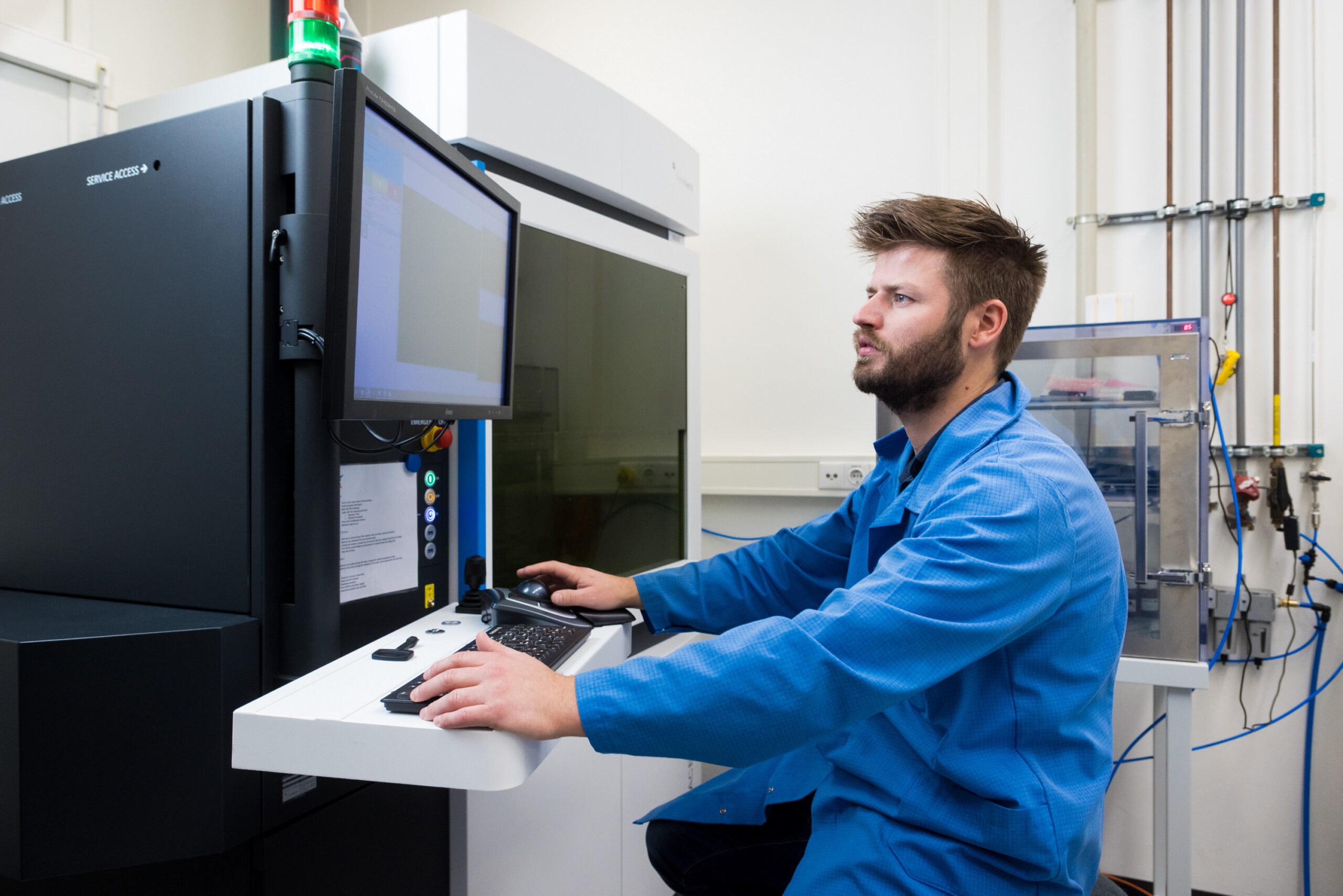 Pioneering Integrated Photonics Packaging with the FINEPLACER® femto 2 ...